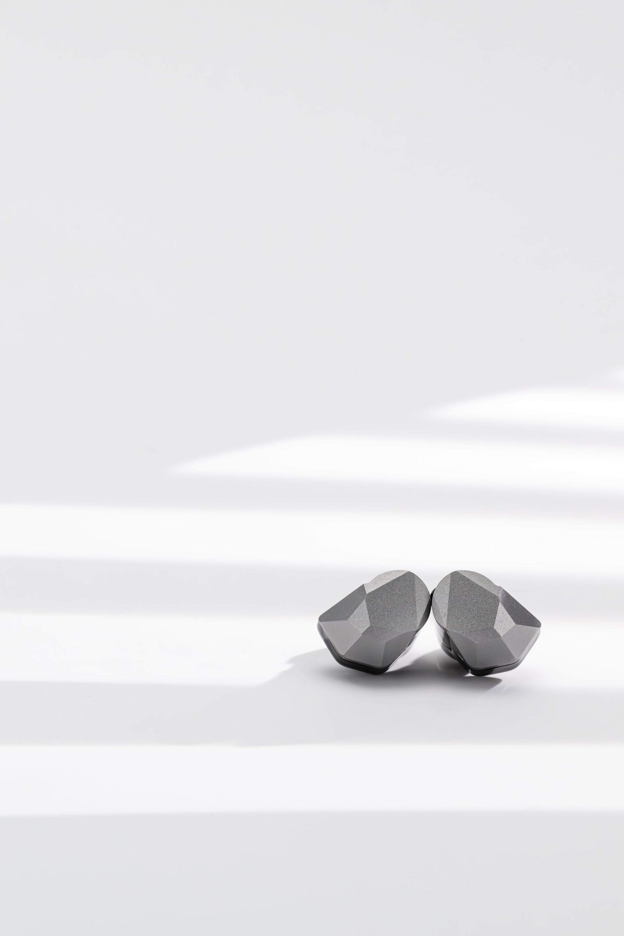 Moondrop Harmon Hybrid Dynamic Driver IEMs (In-Ear Monitors)